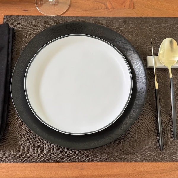 Customizable Natural Stone Table Signs for Conventions, Summons ...