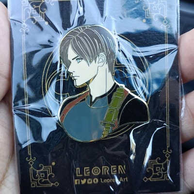 Resident Evil 4 Leon Kennedy Hard Enamel Pin - Etsy