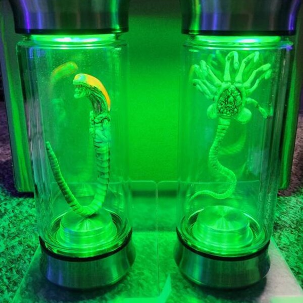 Jurassic Park Dinosaur Embryo Jar Jurassic World Velociraptor Blue ...