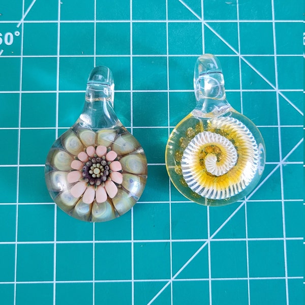 Spiral Cane & Dot Implosion Pendant - Etsy