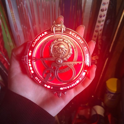 Trollhunters Amulet of Daylight / Eclipse, English, Rechargeable Led's ...