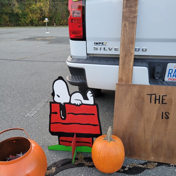 Snoopy Watching SVG, Files for Silhouette Cameo or Cricut - Etsy Canada
