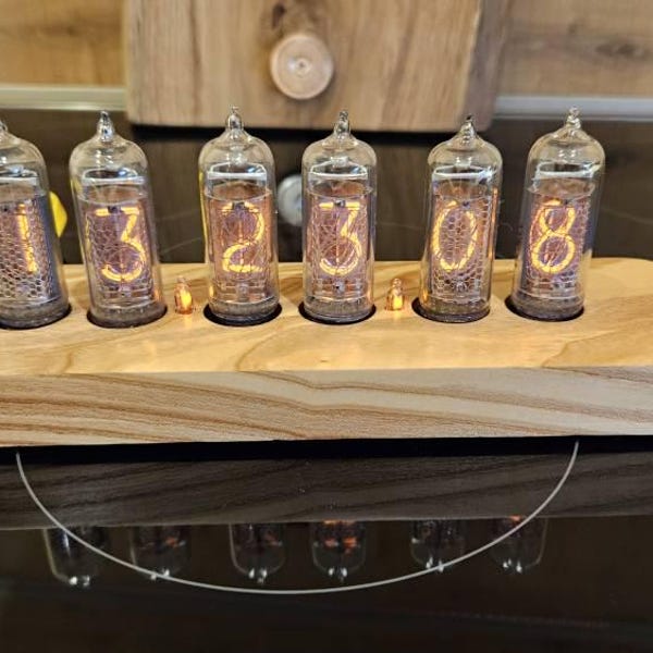 Nixie Tube Clock IN-12 on 4 Lamps - Etsy
