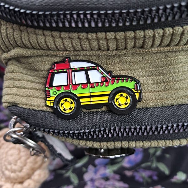 PREDACKLES - Predator + Knuckles Enamel Pin - Etsy