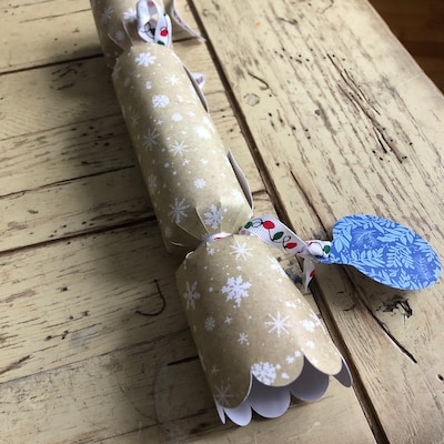 Holiday Cracker Snaps DIY Handmade Party Poppers Strips That Make the ...