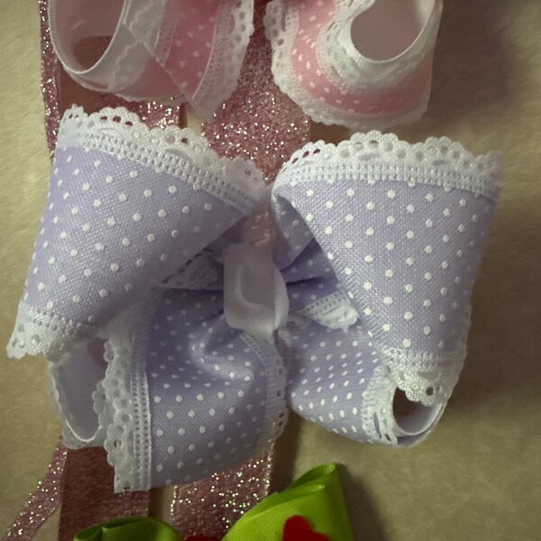 Red Rose Bow...red Roses Bow....red and White Bow...red Roses....roses ...