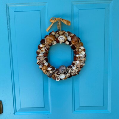 Newbeautiful 12 Seashell Wreath Wall Hanger With Starfish and Sand ...