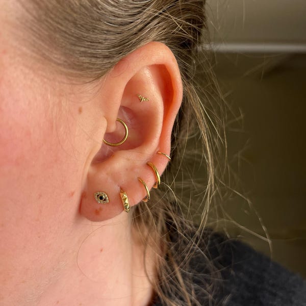 14K Solid Gold Hinged Clicker Hoop Belly Button Hoop Huggie Hoop ...