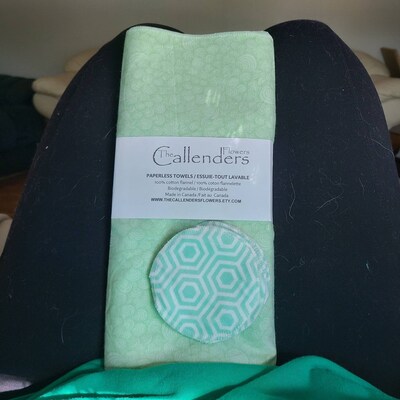 Big Green Flower Brooch Hair Clip, Handmade Floral Shoulder Pins, Big ...