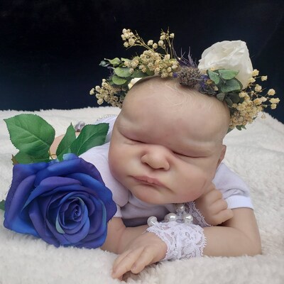 Real Dried Thistle Crown, Dried Eucalyptus and Preserved White Roses ...
