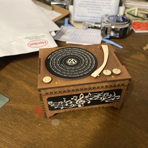 Record Player MP3 Music Box, Custom Song & Lyrics, Your Photo Inside - Etsy