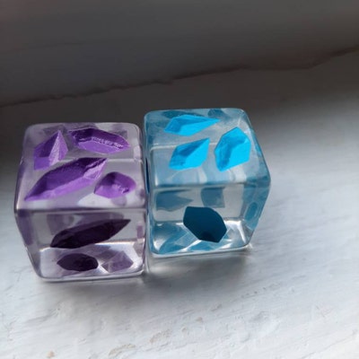 Crystal Dice / Set of 2 / D6 Gem, Pagan, Wiccan - Etsy