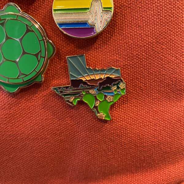 Texas Enamel Pin | Gold Soft Enamel Pin | Illustrated United State Pin ...