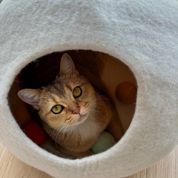 50cm Handmade Wool Cat Cocoon Bed / Cozy Cat Cave House - Etsy