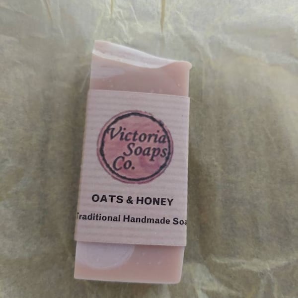 Victoria Soaps Candle Gift Box Set With Bottle of Matches and Mini ...