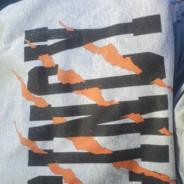 Bengals Scratch Distressed Vintage Sweatshirt Retro Cincinnati Crewneck ...