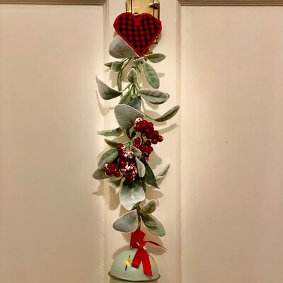 Snow Red Berry Stem, Berry Pick for Wreaths, Berry Picks for ...