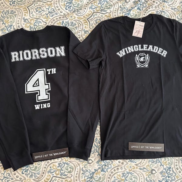 Wing Leader Xaden Riorson Sweatshirt Officially Licensed Fourth Wing ...