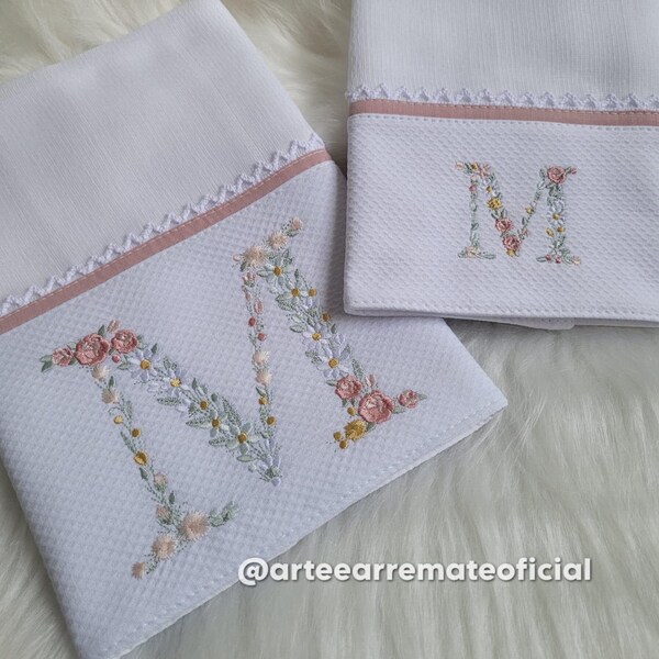 Machine Embroidery LETTER M 12 X 9,7 Cm / 4.8 X 3.85" Dainty Floral ...