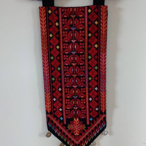 GOLDEN FRAME - PALESTINIAN Embroidery Frame - Luxury Pattern Frame ...