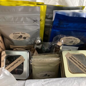 Rwanda Rukeri Estate Black Loose Leaf Tea in Forever Reusable | Etsy