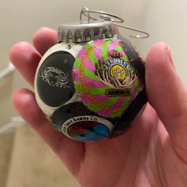 Modelo Bottle Cap Ornament - Etsy