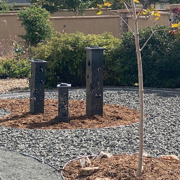 Lighted Garden Column Garden Pillar Steel Metal Art / Metal Decor ...