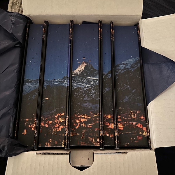 ACOTAR Velaris Special Edition Book Set | A Court of Thorns and Roses ...