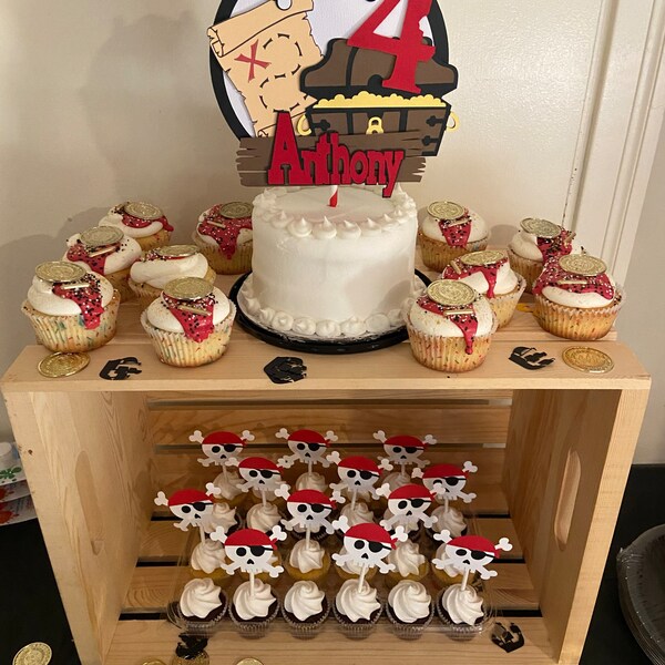 Jolly Roger Cupcake Toppers / Pirate Theme Party Decorations / Jolly ...