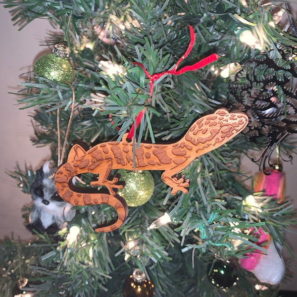 Gecko Ornament - Detailed Western Banded Gecko Lizard Black Cherry Wood ...