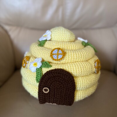 Beehive With Bees Crochet Pattern - Etsy