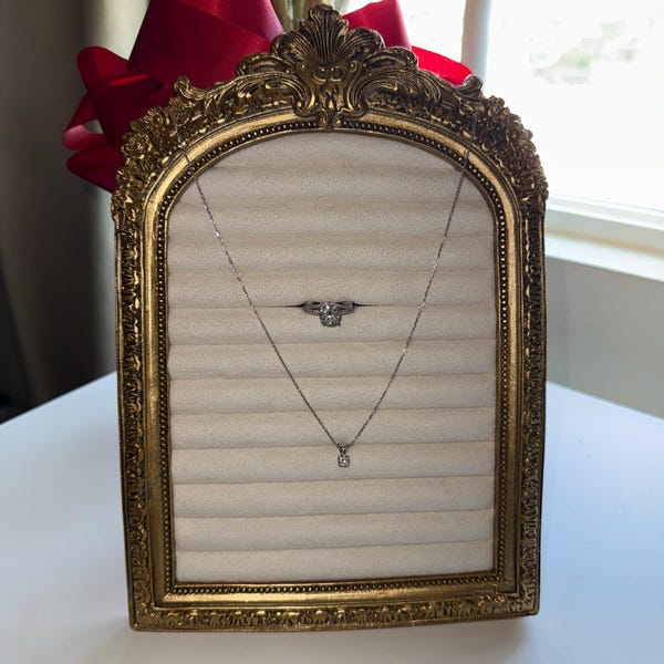 Elegant Ring Holder Roman Column Style Gypsum Ring Stand Jewelry ...