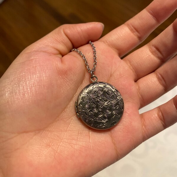 Mermaid Locket Necklace, Ariel's Locket, Little Mermaid Locket, Mermaid ...