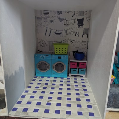 Removable Spring Bee Pattern Wallpaper in Midnight Black Peel and Stick ...