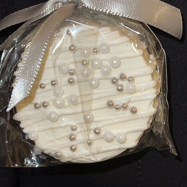 1 Dozen White Silver Pearl Oreos Chocolate Covered Oreo Party Favors ...