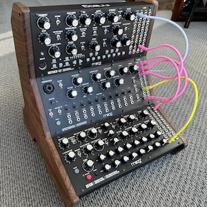 2-tier Desktop Pedalboard for Synthesizer and Effect Pedal / Desktop ...