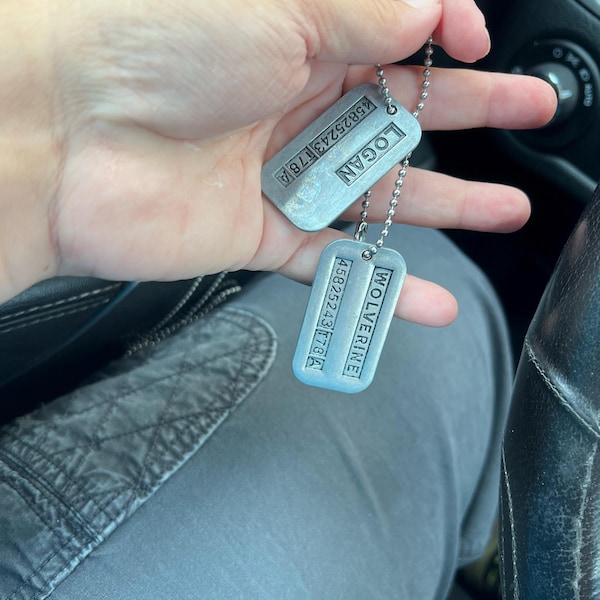 U.S. MILITARY Set PERSONALISED ARMY Dog Tags With Additional Red Medic ...