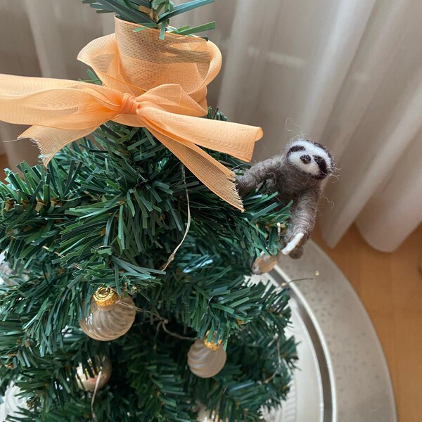 Sloth Desk Pet, Hand Felted Wool Sloth Sculpture, Sloth Gift - Etsy