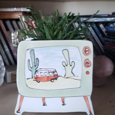 Small Planter TV Vintage. Green Television Ceramic Planter, With Image ...