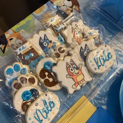 1 Dozen Bluey Themed Sugar Cookie - Etsy