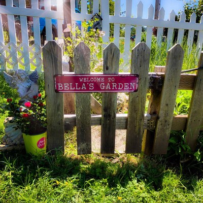 Personalized Garden Sign Custom Garden Gate Sign Gardener Friend Gift ...