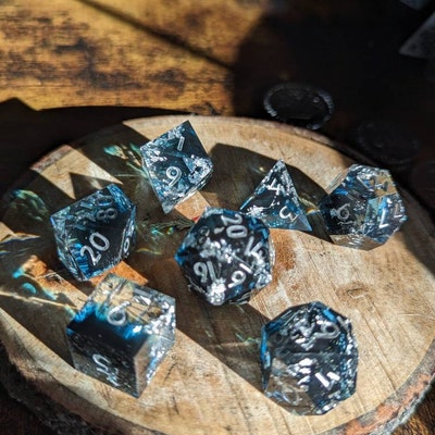 Coldhearted Icy Blue Gradient Handmade Resin Sharp Edge Dnd Dice Set ...