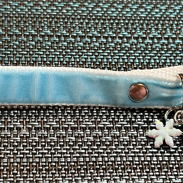 Cat Collar - "velvet - Frosty Blue" - Light Blue Cat Collar / Winter ...