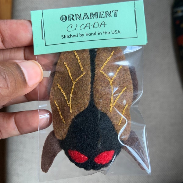 Blackbird Finger Puppet - Raven Puppet - Felt Finger Puppet Red Wing ...