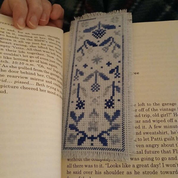 Spring Flowers Cross Stitch Bookmark - Cross Stitch Pattern (beginner ...