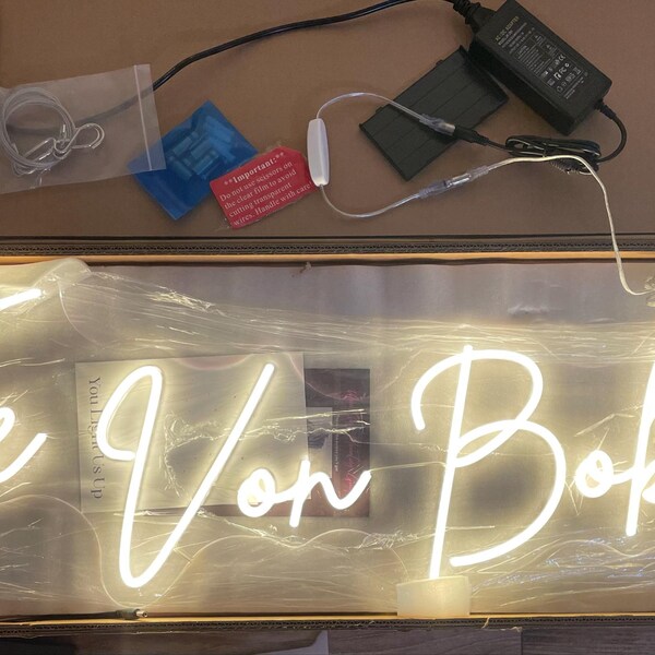 Custom Wedding Neon Sign, Battery Operated Upgrade Available | Wedding ...