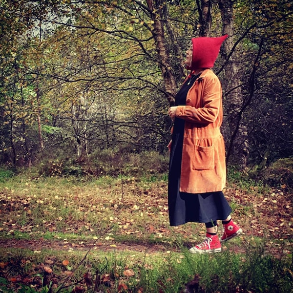 Red Gnome or Pixie Wool Hat for Adult. Santa Hat, Woman Pixie Hat Cosy ...