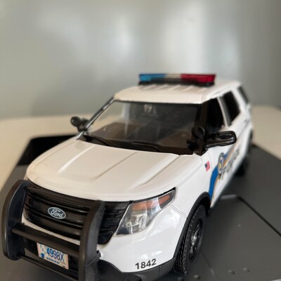 RCMP Grc Canada Police Car 2015 Ford Interceptor Utility Diecast 1:24 ...