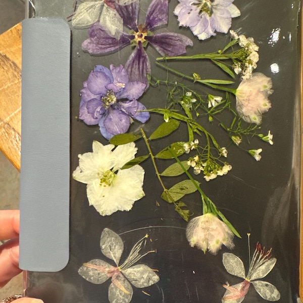 Five Different Flowers Phones Cases,magnetic Magsafe Design for iPhone ...