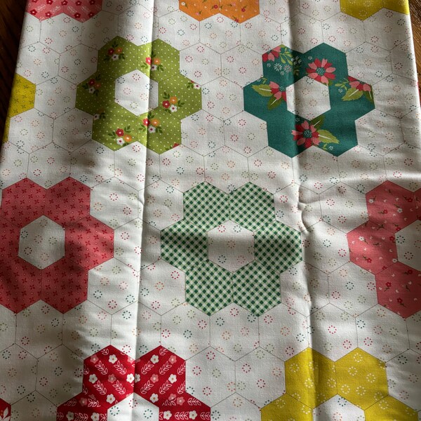 Amazing Grace Quilt Pattern by Poppie Cotton Featuring Farmgirls Unite ...